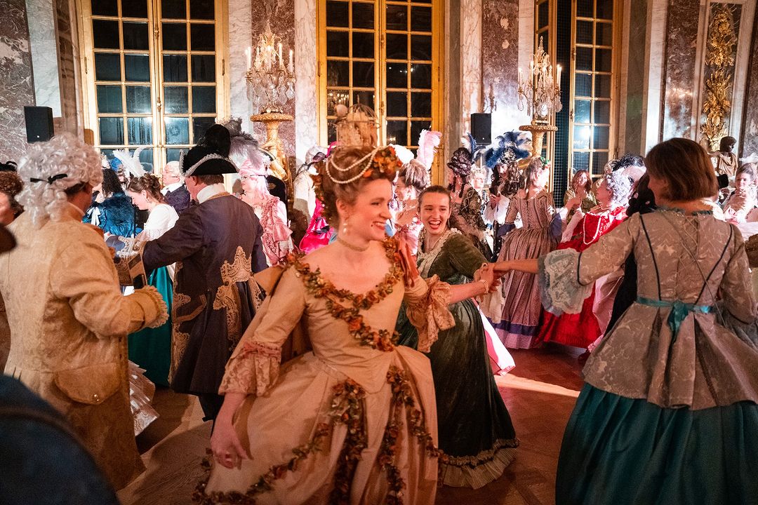 Bienvenue sur le site de Carnet de Bals